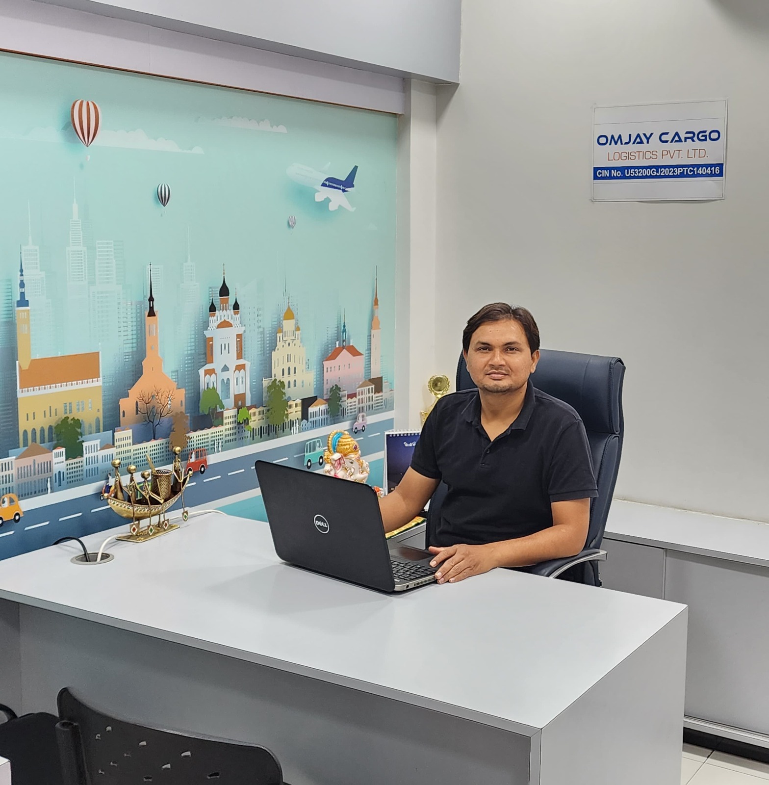 Our Team - omjaycargo.com